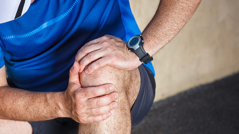 Spierpijn bovenbeen: met deze methodes kom je er snel vanaf ...